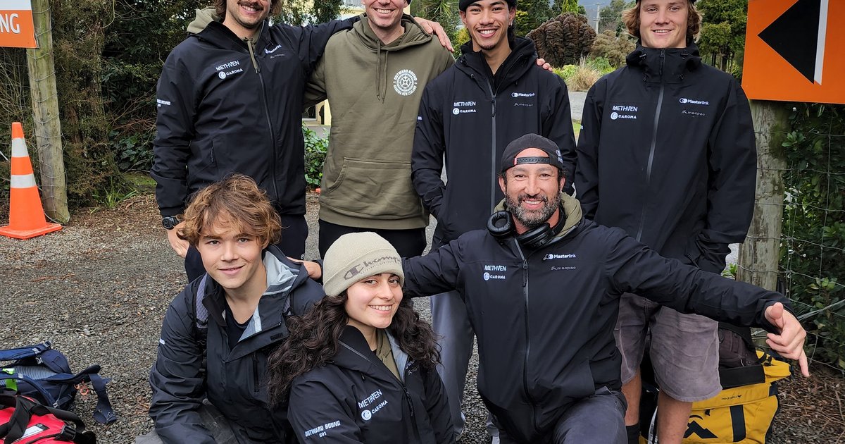 Pushing the limits on Outward Bound course - Masterlink